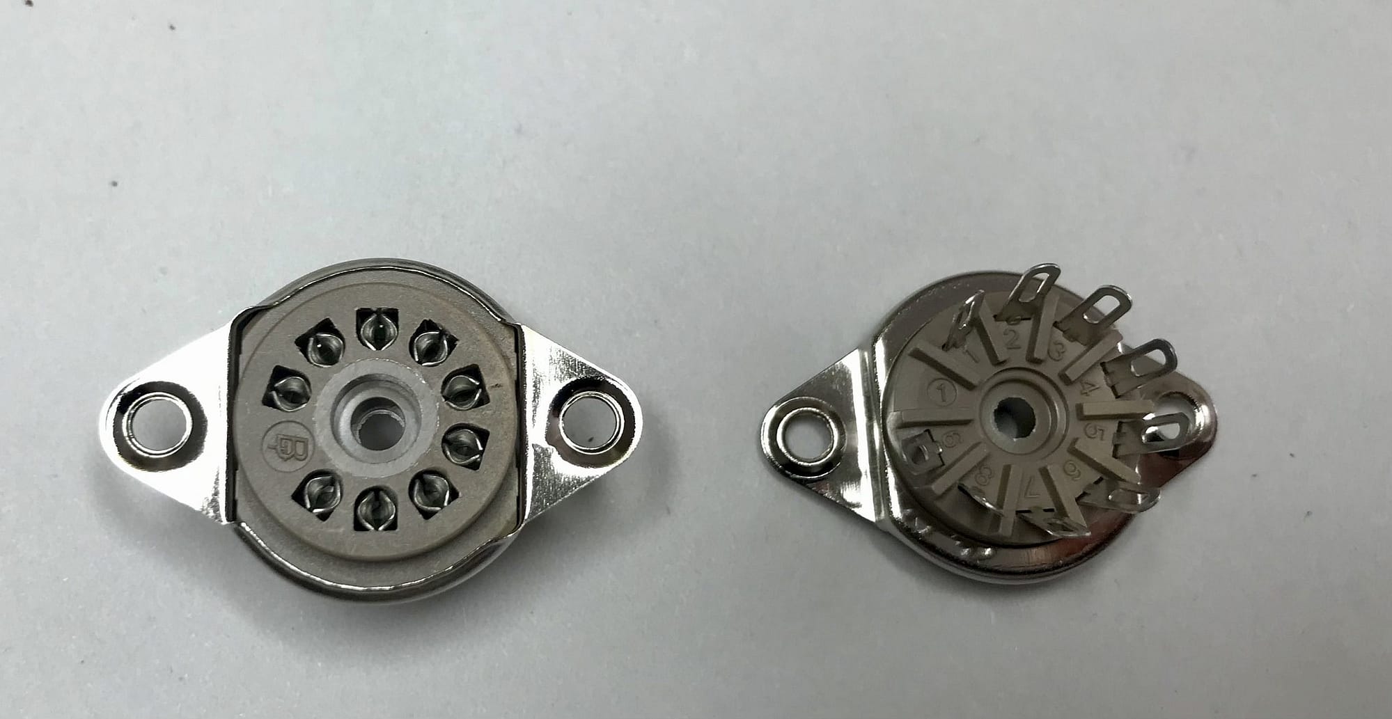 Belton B9A valve socket – Valve Tube Guitar Amps